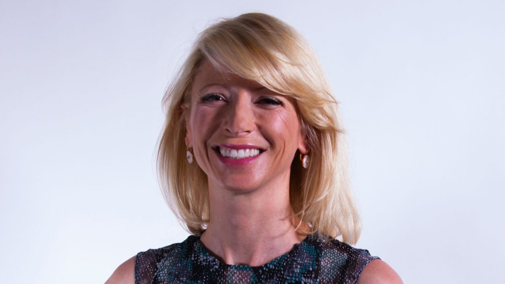 Amy Cuddy Explains How to Become a Powerful Public Speaker | Inc.com