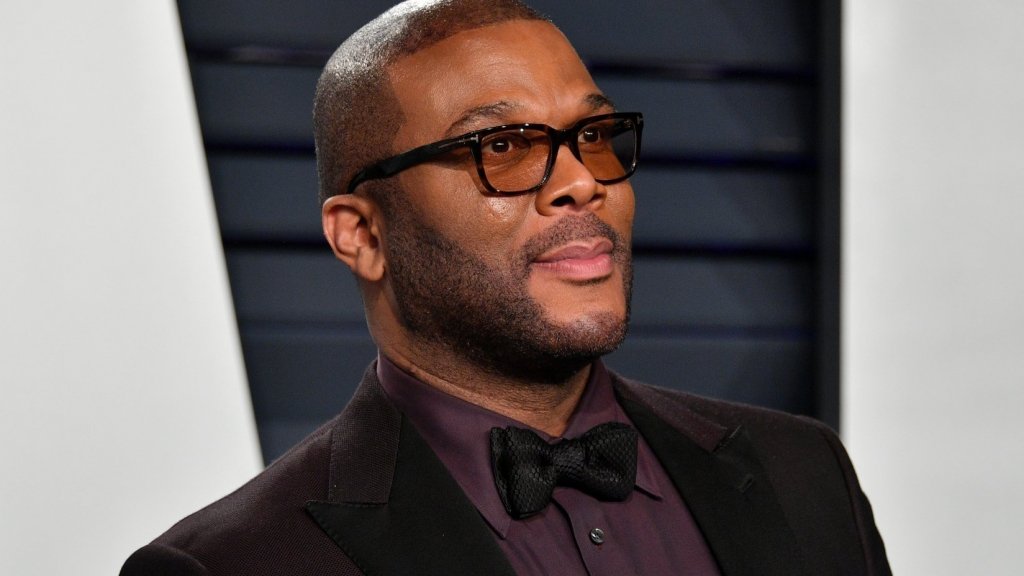 Media Mogul Tyler Perry Was Once Homeless. Here's How He Kept His Dream ...