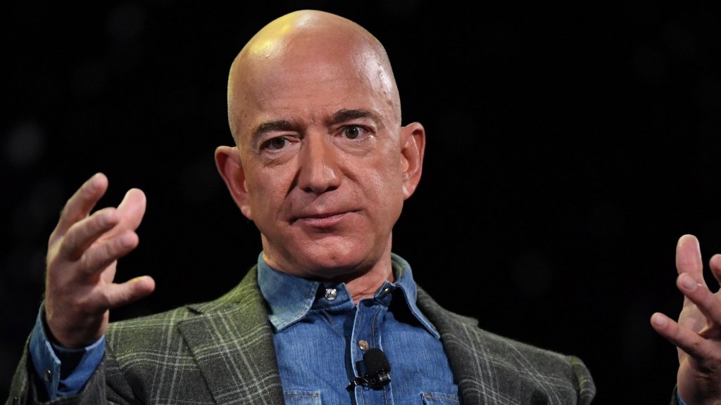 Jeff Bezos Says All Good Leaders Use This 1 Thing to Motivate and ...