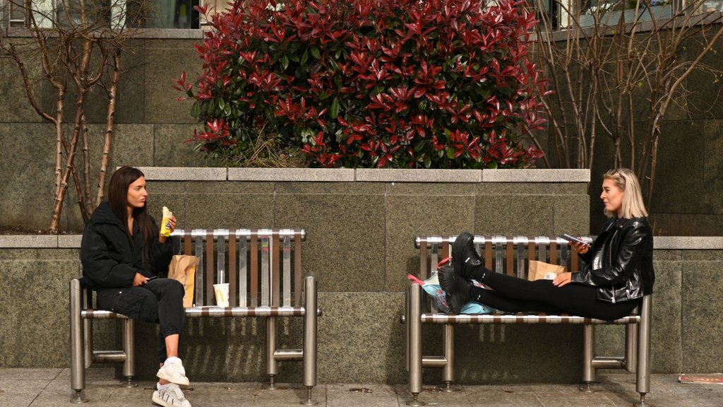 Here's Apple's New Tool to Visualize Social Distance | Inc.com