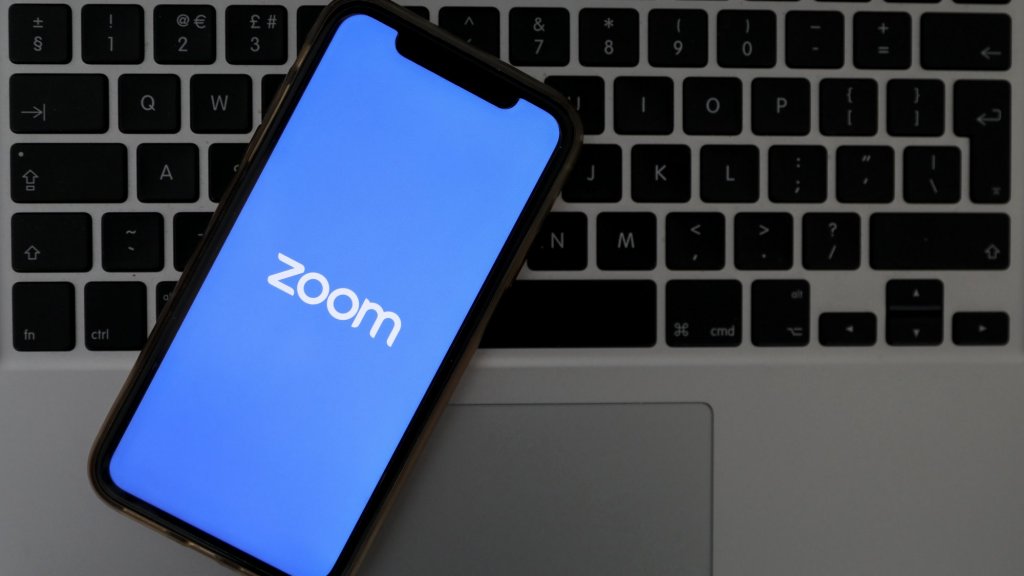 Real Privacy Flaws Reinforce the Case Against Zoom | Inc.com