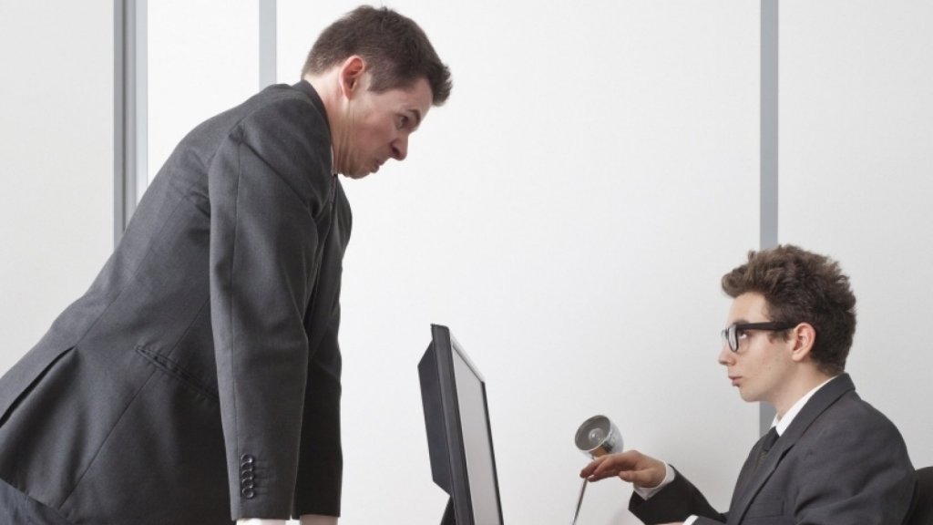 3 Things the Worst Managers Always Do | Inc.com