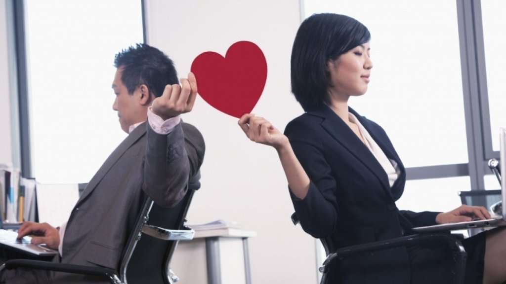 How to Manage Your Romance in the Workplace | Inc.com