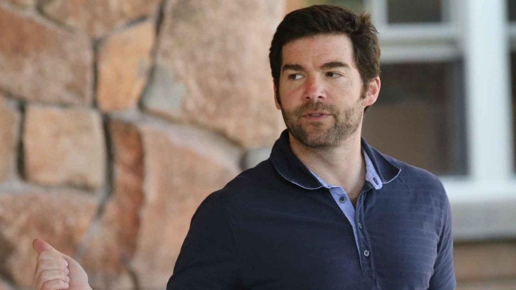 LinkedIn CEO Jeff Weiner Gives His $14 Million Stock Bonus to His ...