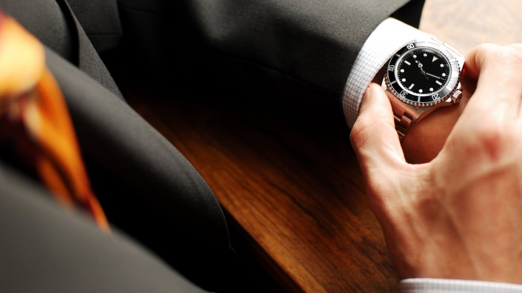 What This Top Rolex Seller Can Teach You About Customer Service | Inc.com