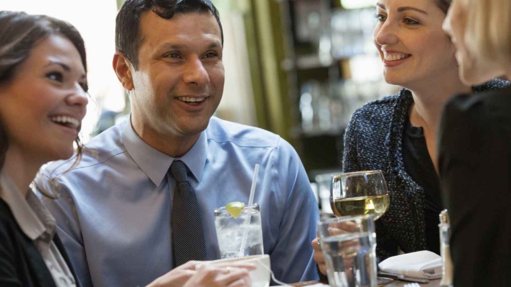 5 Ways to Be a Socialite When You Have Zero Social Skills | Inc.com