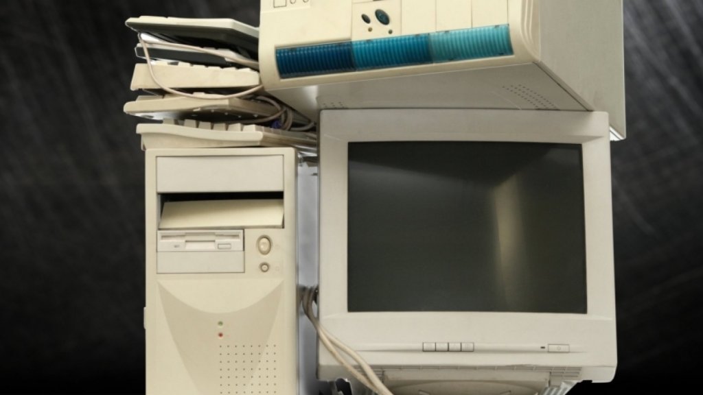 10 Things About 1995 That Kinda Put Launching Amazon in Perspective ...