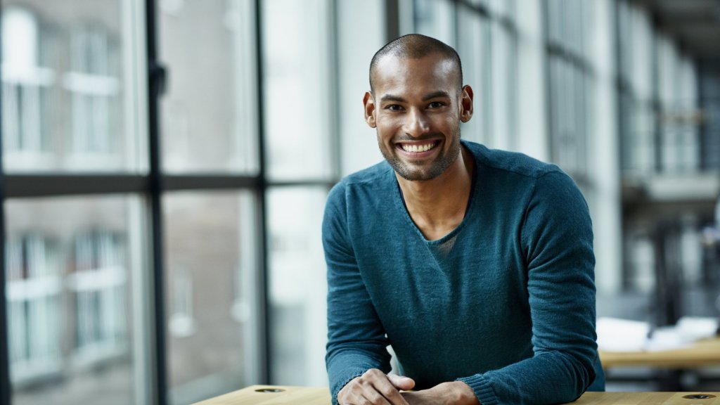 12 Ways to Become that Popular Person at Work | Inc.com