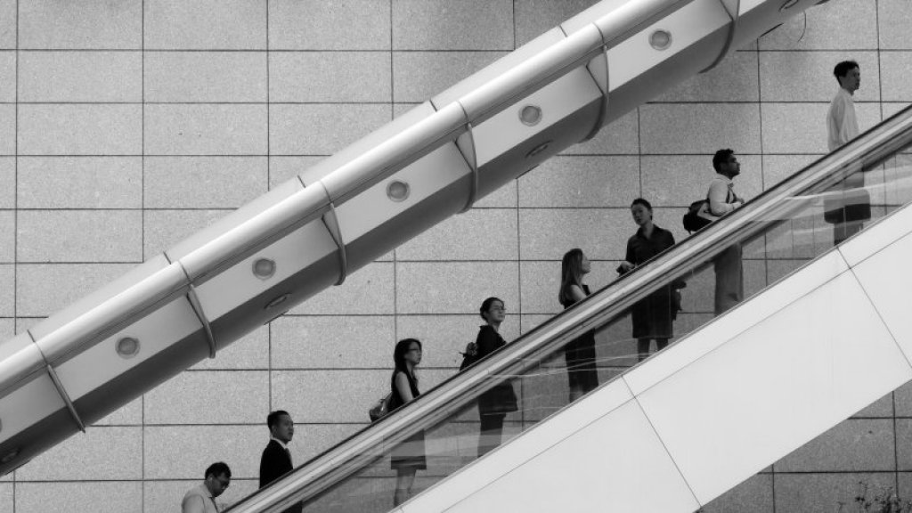 9 Ways Your Colleagues Are Holding You Back--and 3 Ways to Stop Them ...