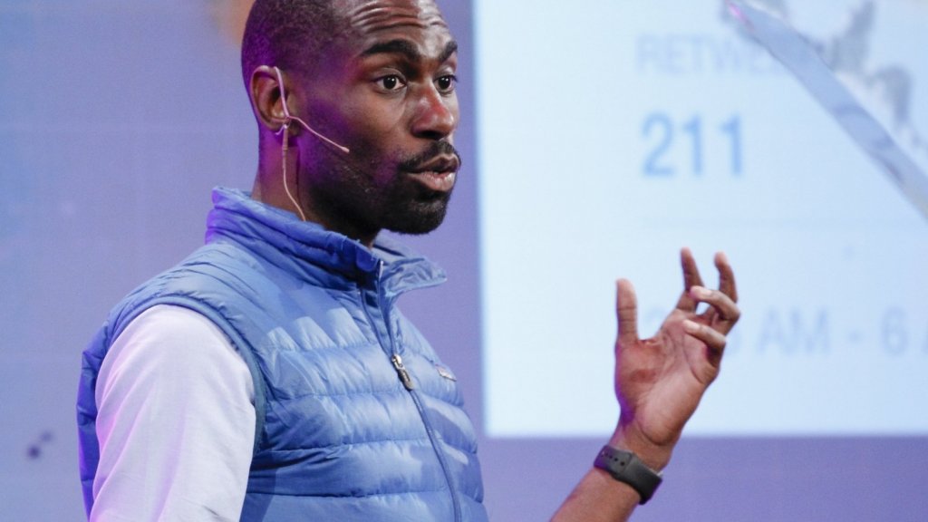Here's Activist DeRay Mckesson's 3 Brilliant Tips for Leaders ...