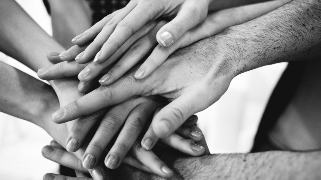 7 Leadership Habits That Are Demoralizing Your Team Without You ...