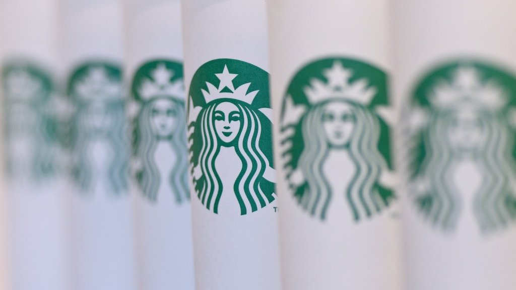 Starbucks Just Admitted It's Got a Big Problem (and It's the Company's ...