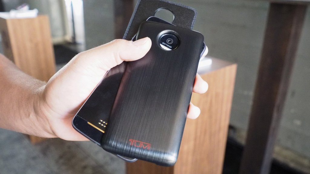 The Modular Phone That Doubles as a Pocket Projector or a Beatbox | Inc.com