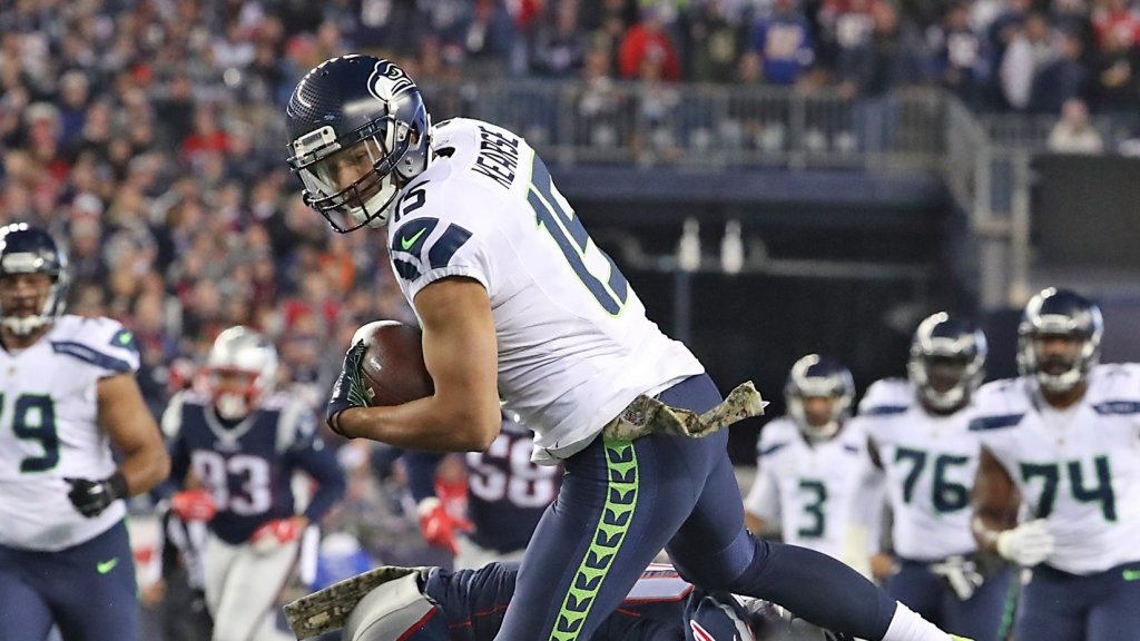 3 Essential Leadership Lessons You Can Learn From This Iconic Football ...