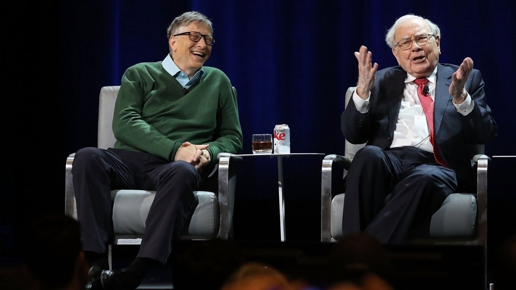 Bill Gates Always Turns to Warren Buffett for Advice. Here Are 4 Great ...