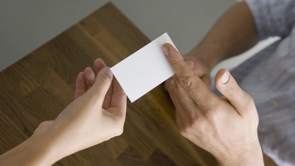 5 Reasons Your Business Card Isn't Getting Noticed | Inc.com