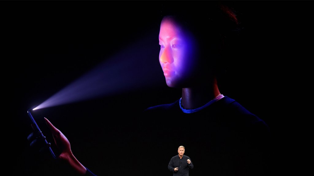 4 Tech Trends That Will Transform the Business World in the Next 10 ...