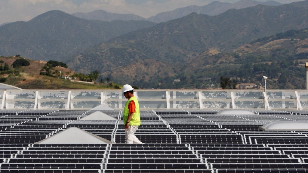 Walmart Sues Tesla Over 7 Rooftop Solar Panel Fires, Blames SolarCity ...