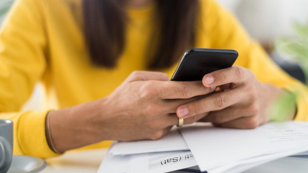 4 Ways to Avoid Writing Toxic Work Emails | Inc.com