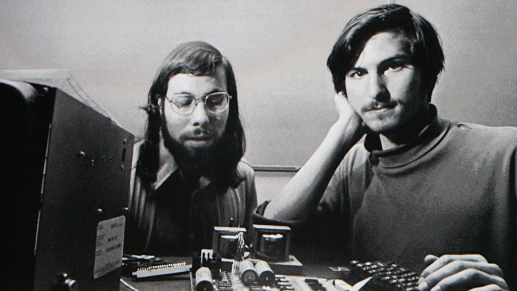 A World War II Plane That Kept Crashing Helped Lead to Steve Jobs's ...
