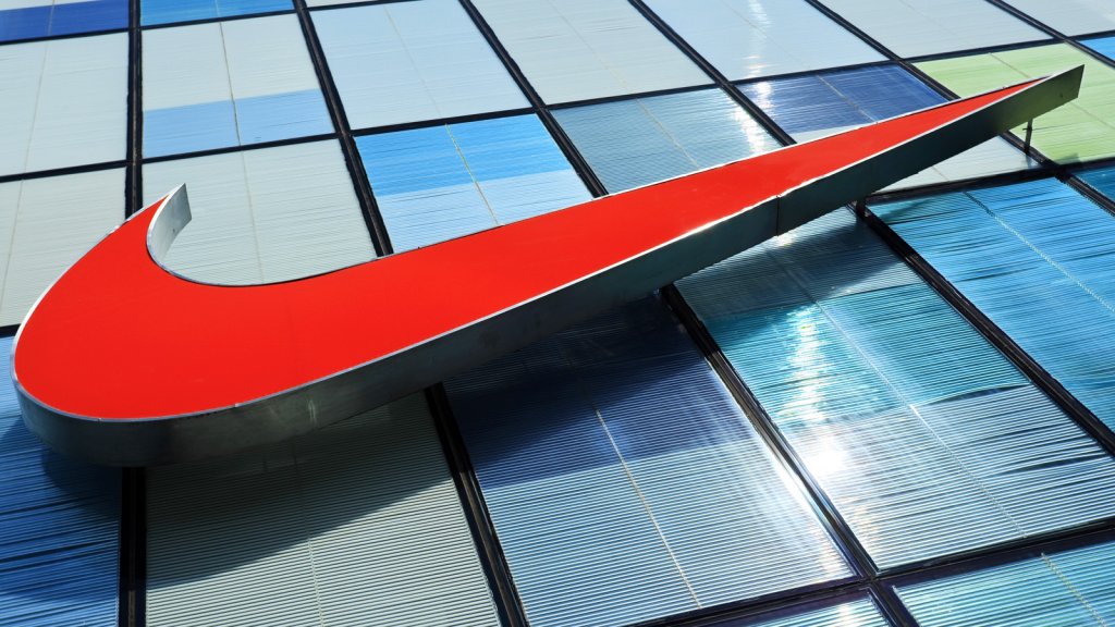 Nike Founder: Find Your Calling and Ask for Help | Inc.com