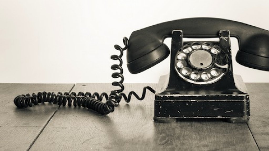 Stop Being Awkward on the Phone | Inc.com