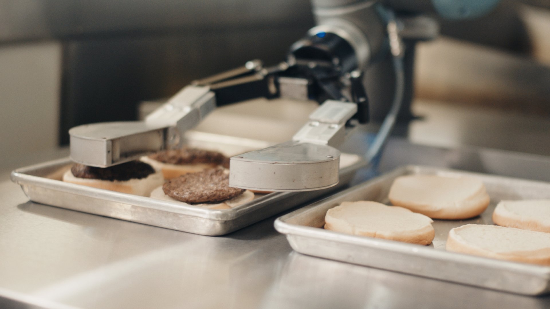 This Robot Can Cook the Perfect Burger. Should America's 2.3 Million ...