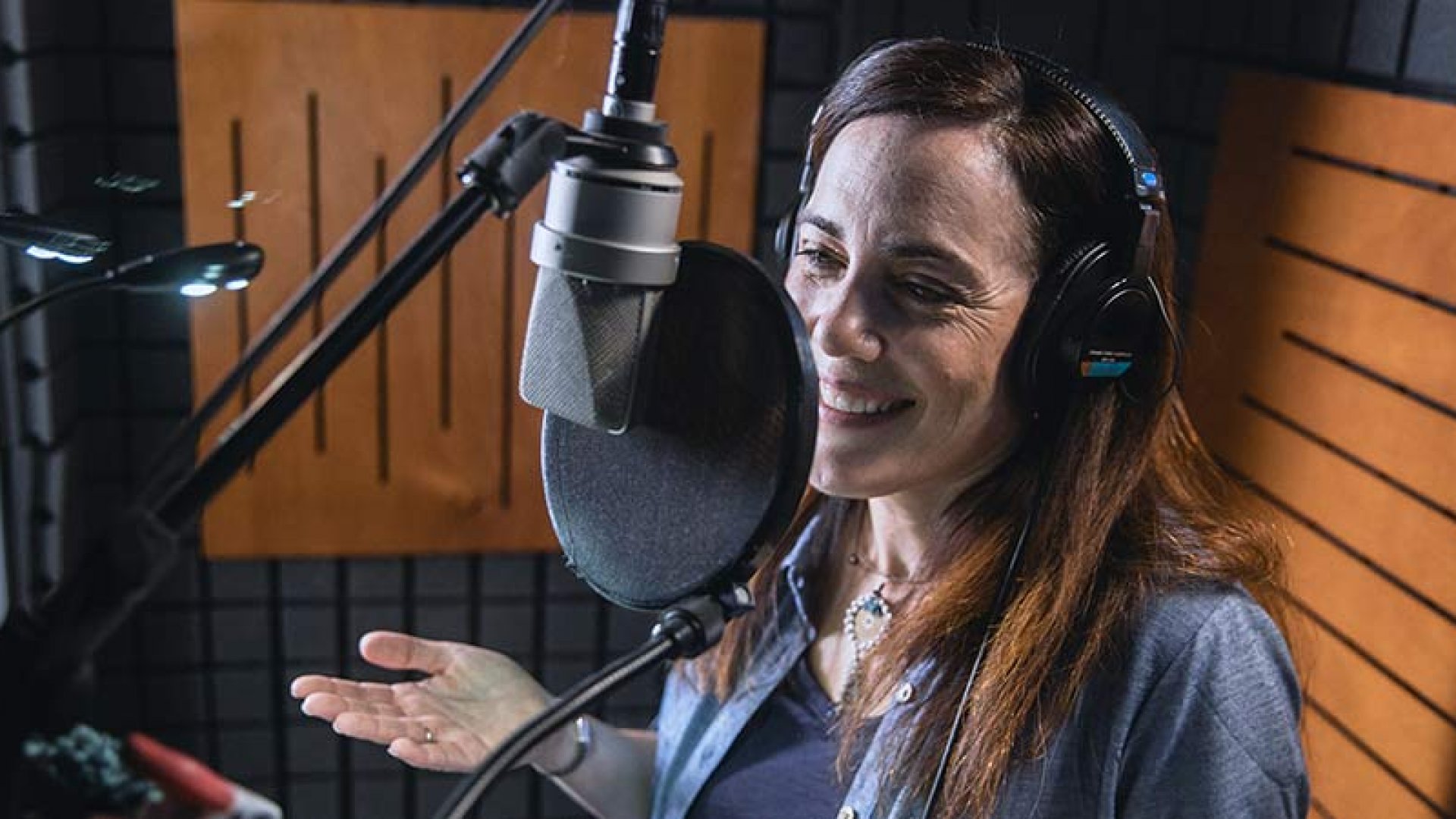 How a Professional Voiceover Actress Grew Her Passion Into a Full-Time ...