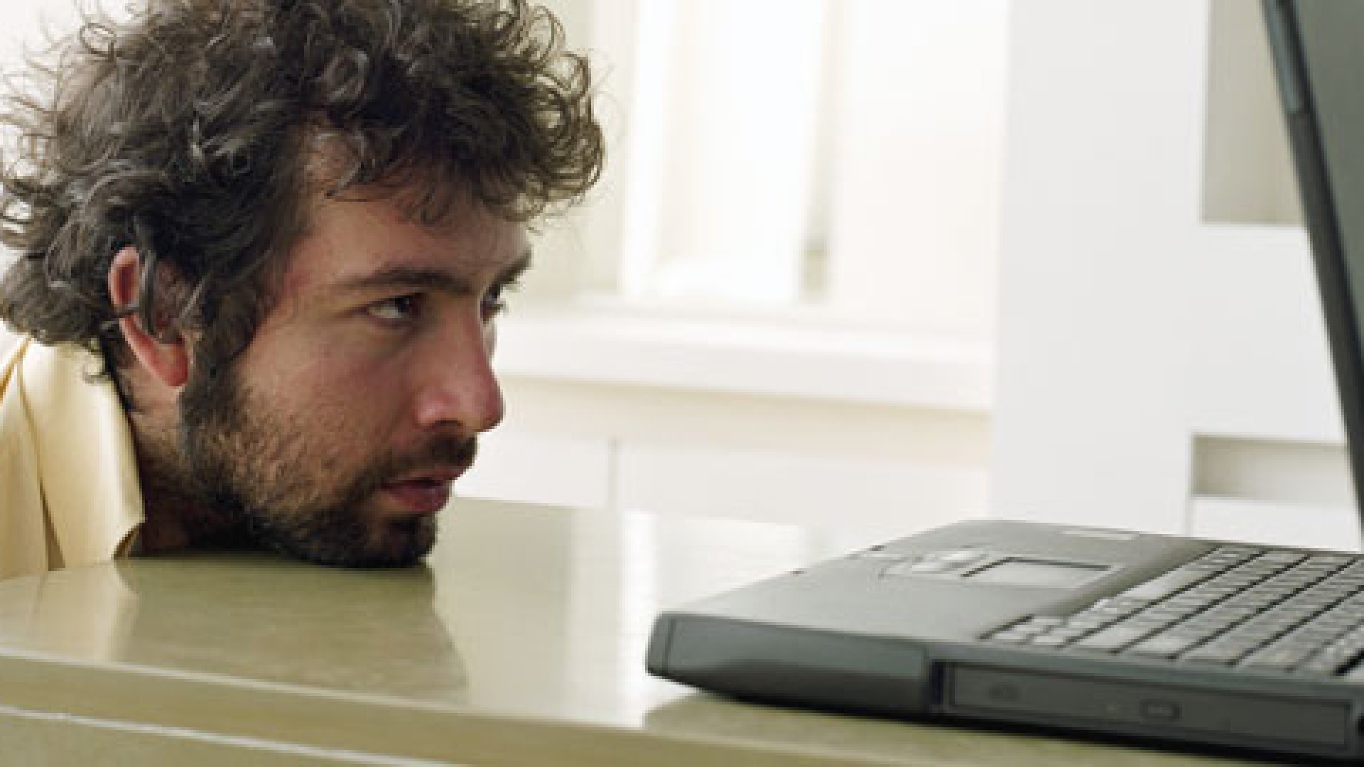 5 Social Media Habits to Make This Year | Inc.com