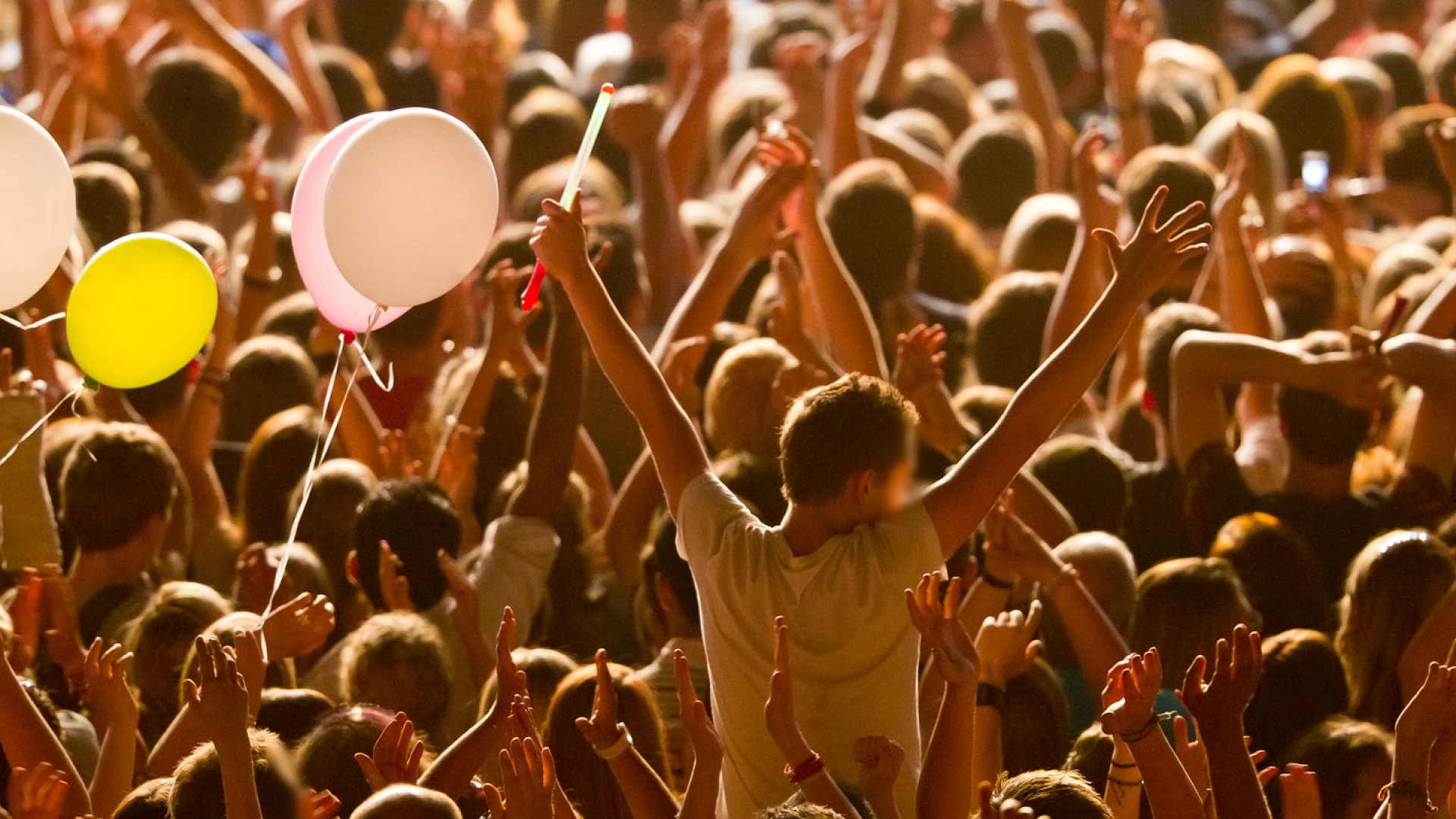 5 Steps to Cultivating Rabid Fans | Inc.com