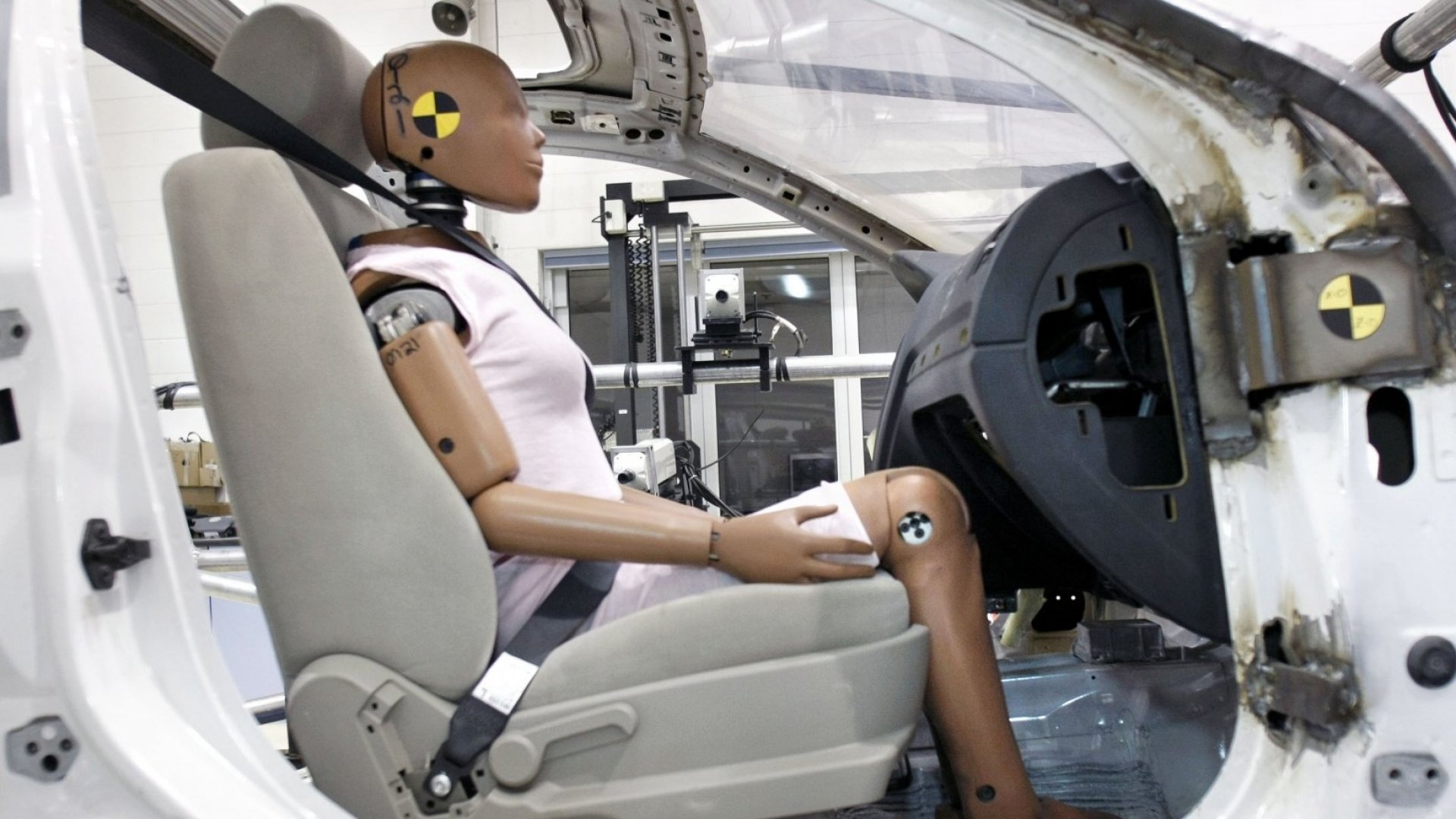 Ford Explorer and Jeep Grand Cherokee Get Worst Crash Test Ratings From ...