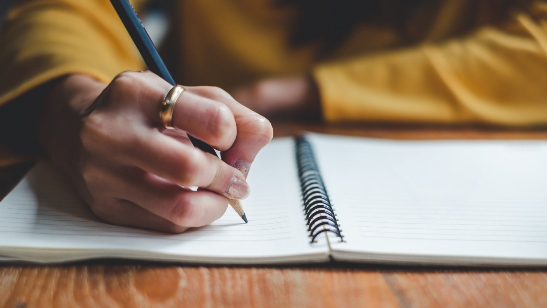 Here's How Making an Accomplishment List Every Night Builds Your ...