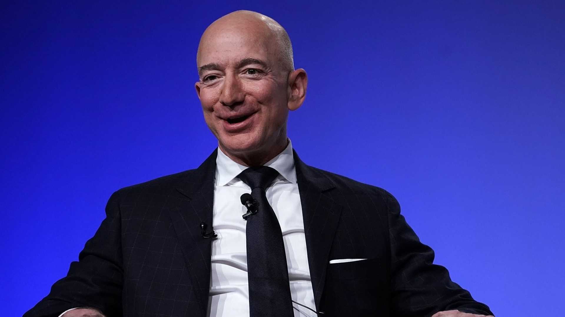 Jeff Bezos Taught a Big Leadership Lesson in 5 Simple Words | Inc.com
