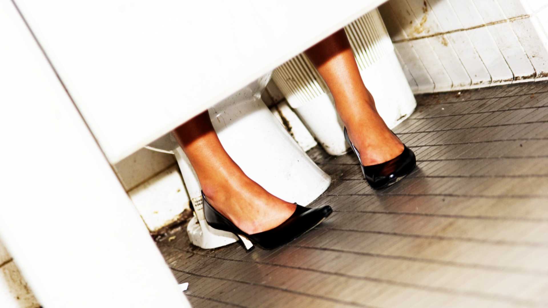 How a Young Woman Designer Is Changing the Way the World Poops | Inc.com