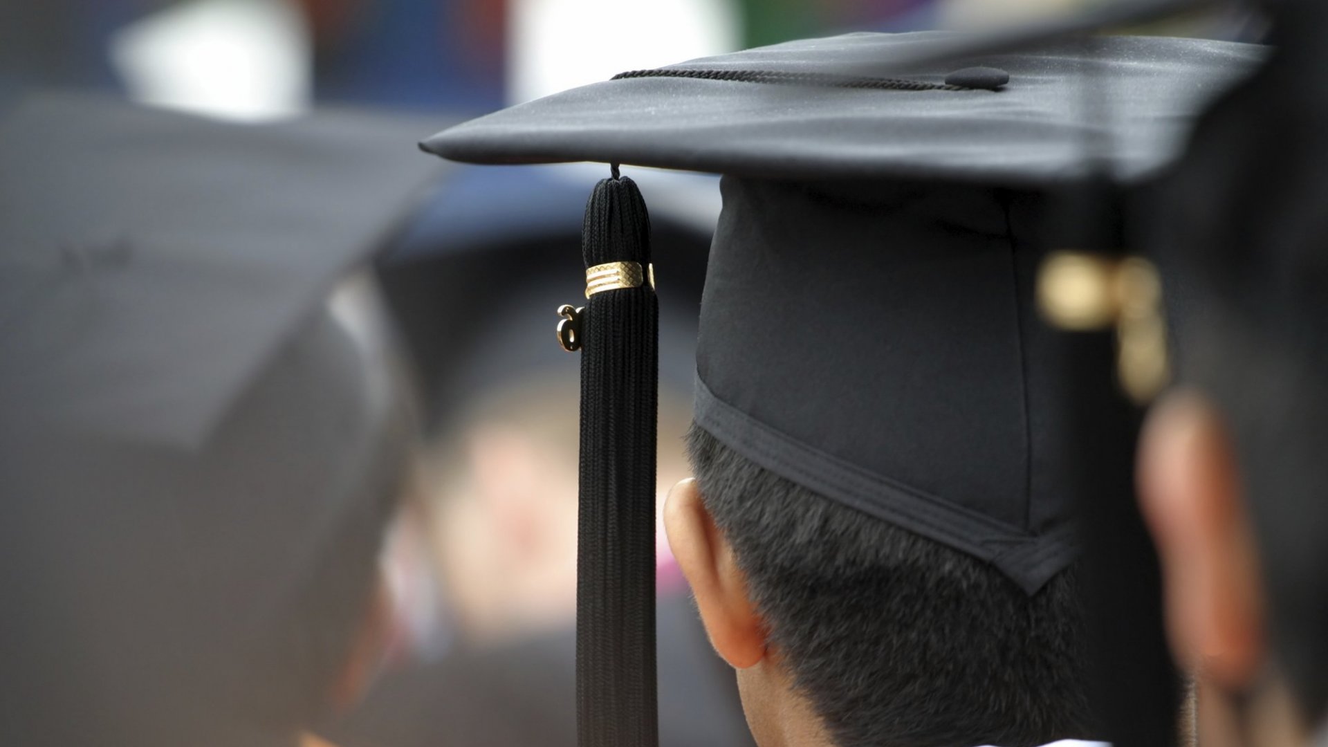 How to Recruit the Best Graduates From the Class of 2016 (Infographic ...