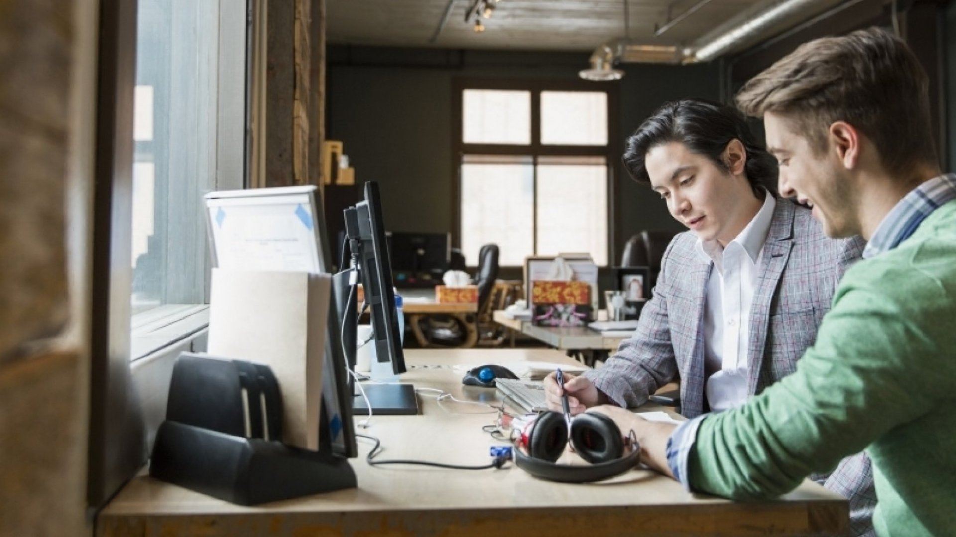 7 Signs It's Time to Give Up Your Day Job and Start Your Own Business ...