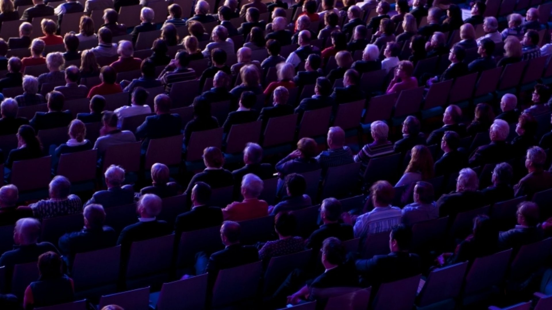 How to Work a Conference: 5 Tips | Inc.com