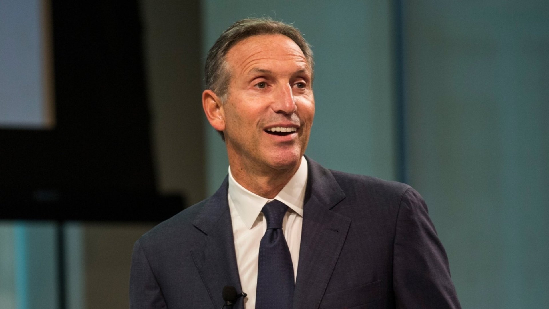 Former Starbucks CEO Howard Schultz Is Facing Serious Criticism Over ...