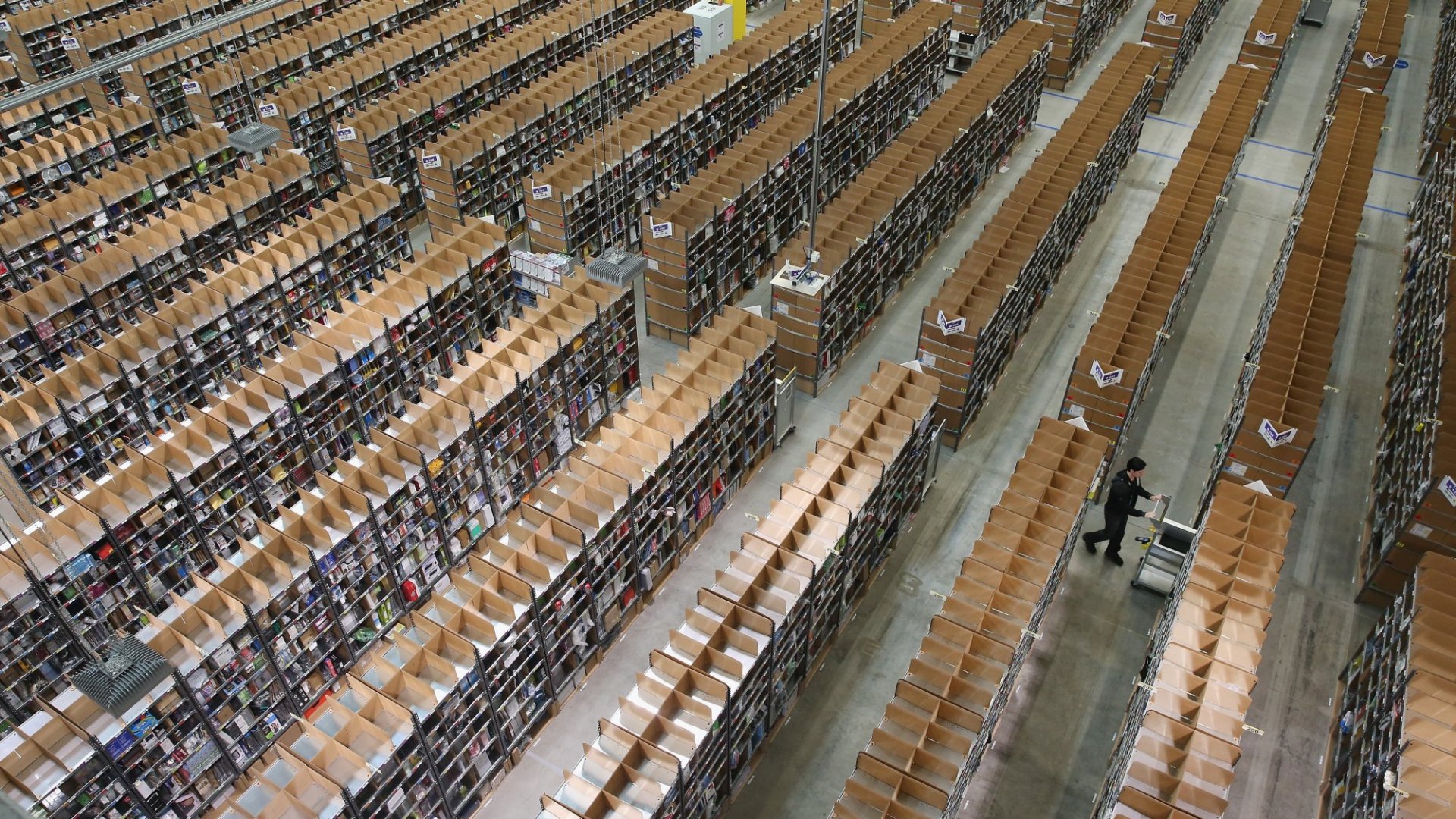 Amazon Wants to Hire 50,000 People, but Only 20,000 Actually Applied ...