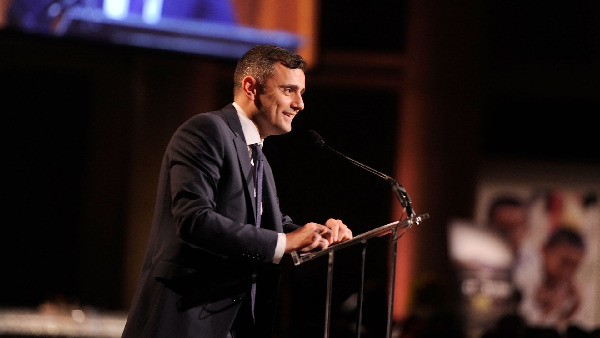 If Gary Vaynerchuk Were Starting Over Again, This is the 1 Thing He ...