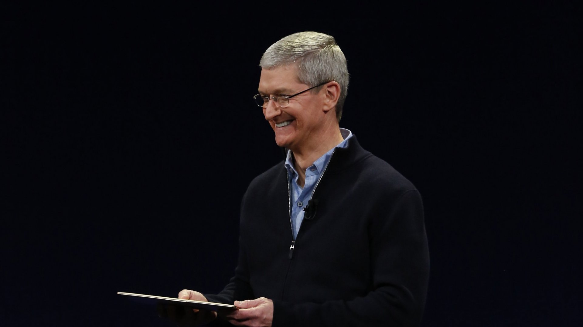 Apple CEO Tim Cook Talked Steve Jobs and Making a Difference in His Eye ...