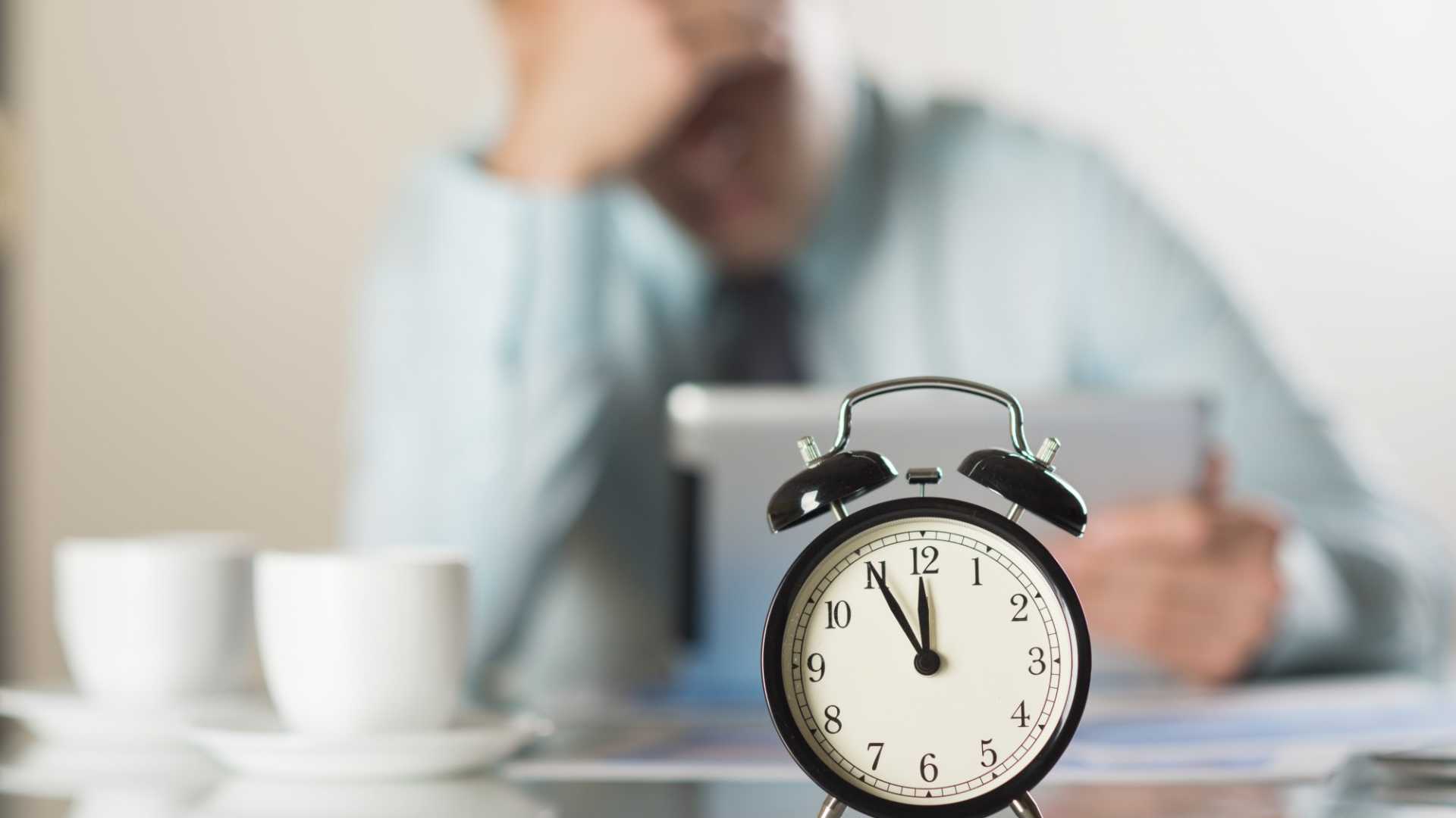 5 Reasons Why You Feel Like You Don't Have Enough Time, According to ...