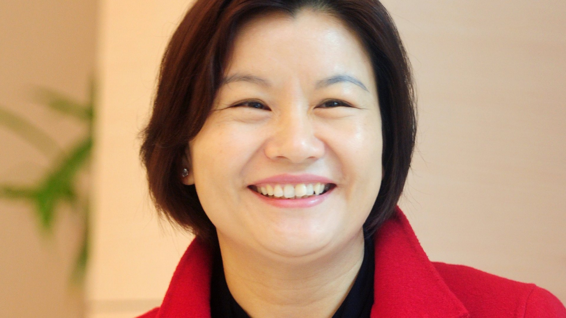 How the World's Youngest Self-Made Woman Billionaire Started With Just ...