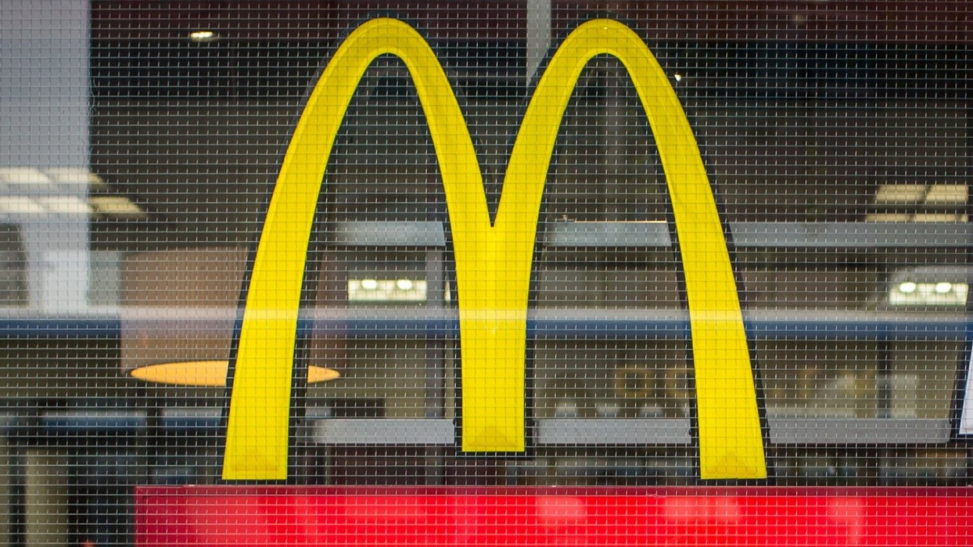 McDonald's Has Been Accused of Using Fake Beef and Pretending It's Real ...