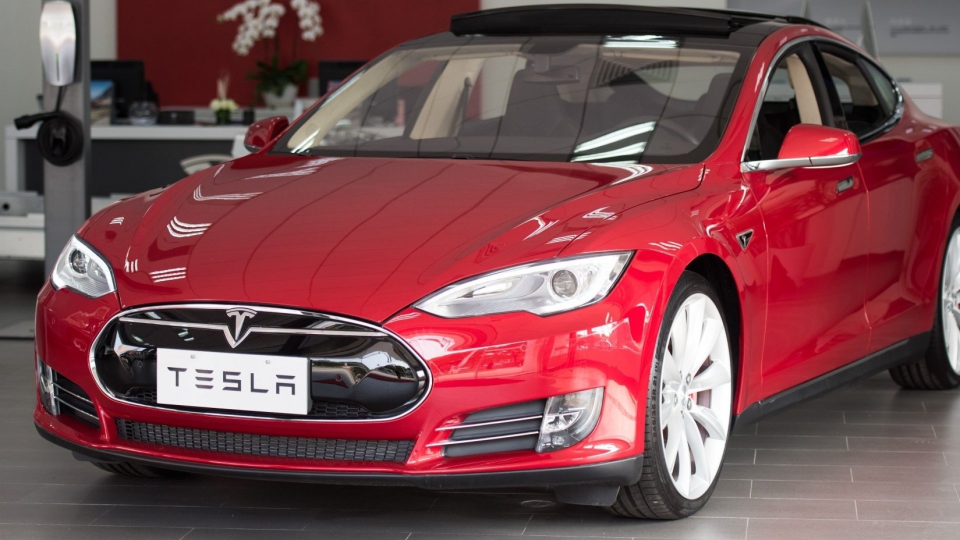 More Than 35,000 People Reportedly Have Paid Tesla $3,000 for ...