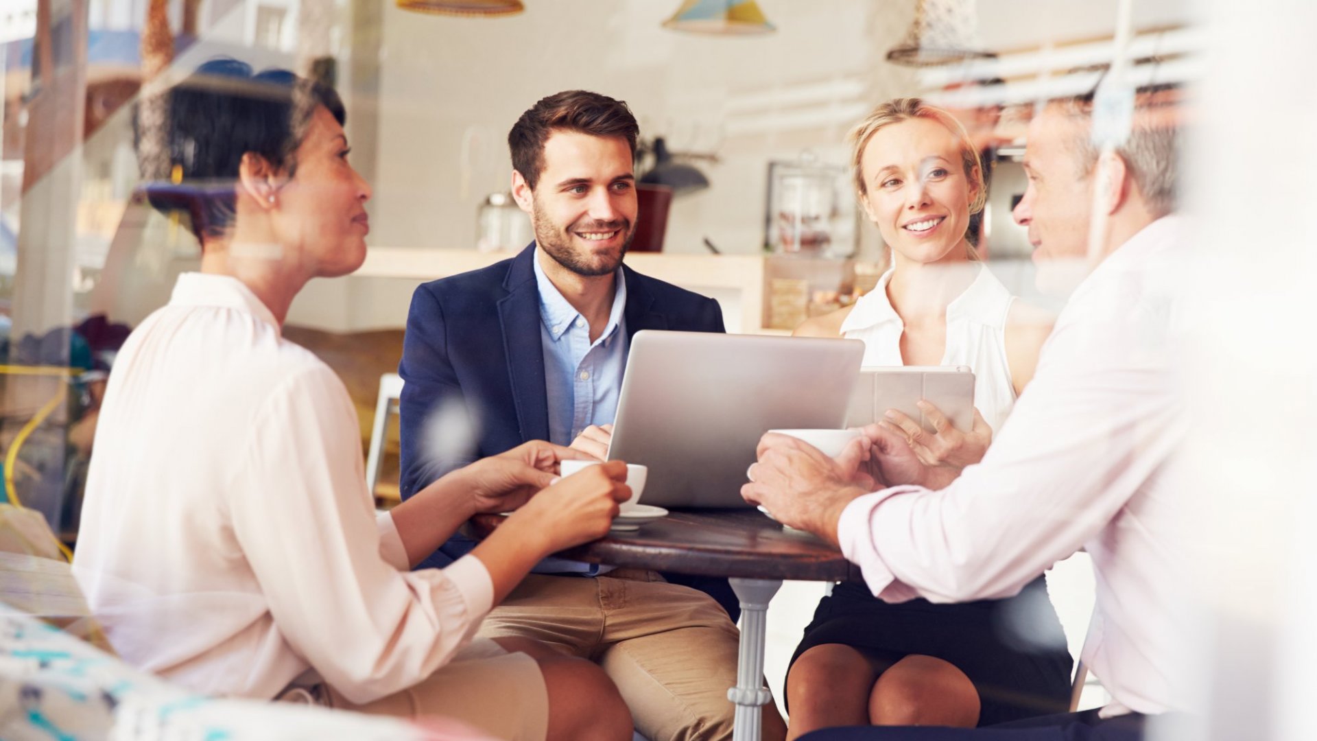 6 Ways to Build Rapport With a New Client or Colleague | Inc.com