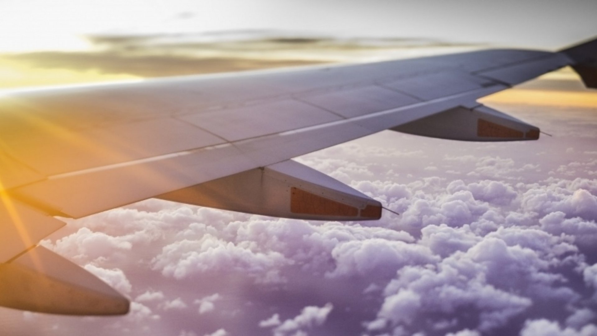 5 Ways to Make the Most out of a Long Flight | Inc.com