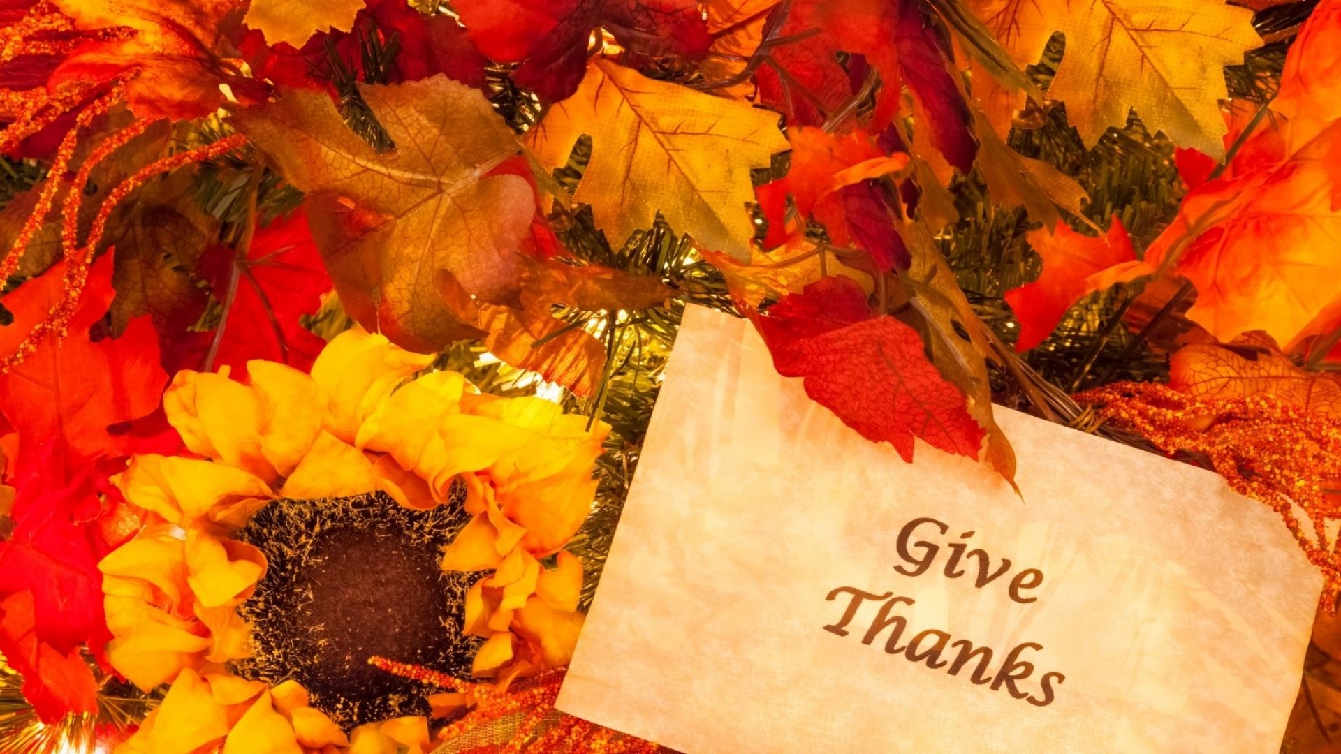 3 Ways Leaders Can Give Thanks (and Boost Employee Loyalty) | Inc.com