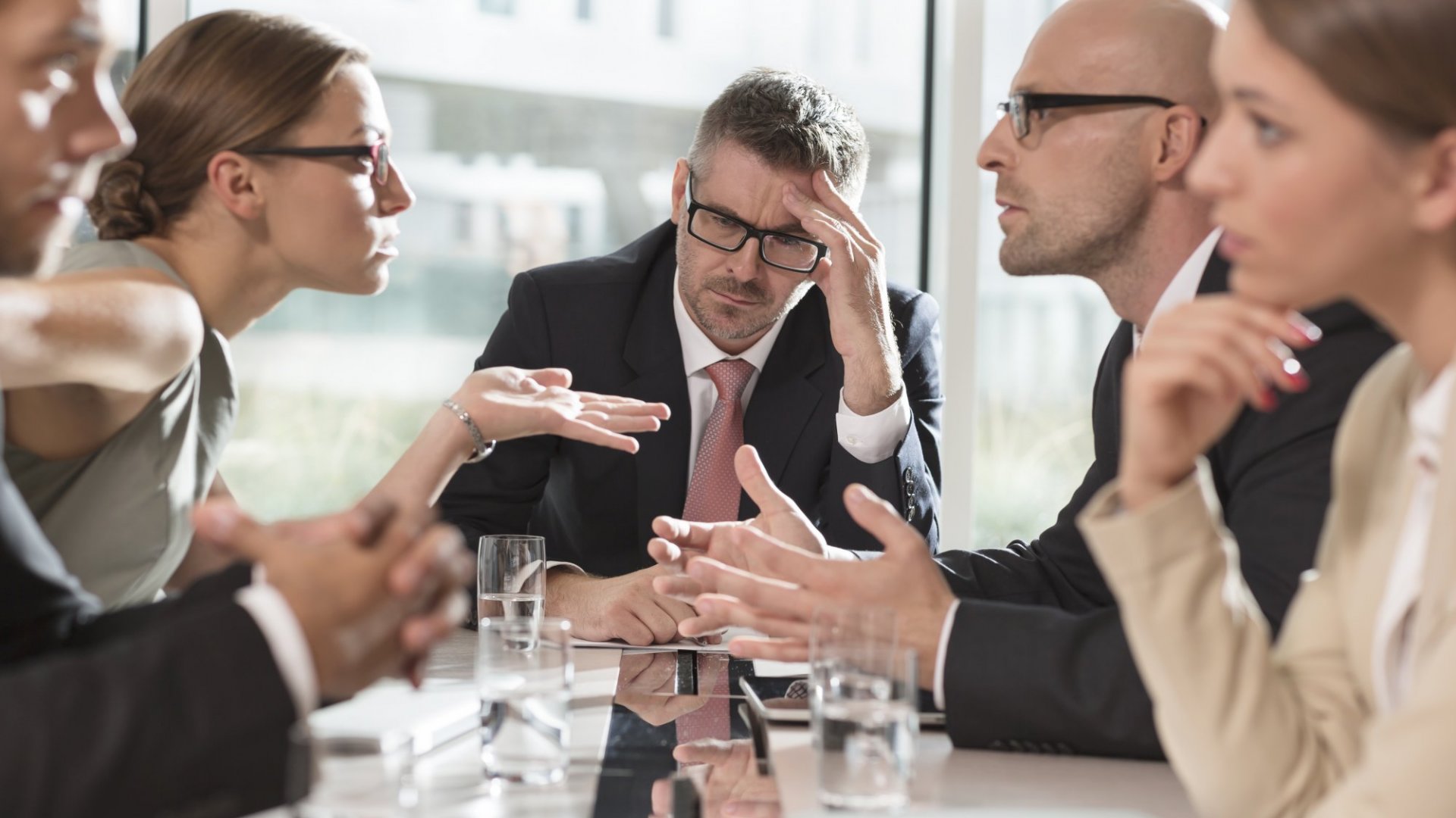 3 Dumb Ways Bad Leaders Create a Mistrustful Workplace | Inc.com