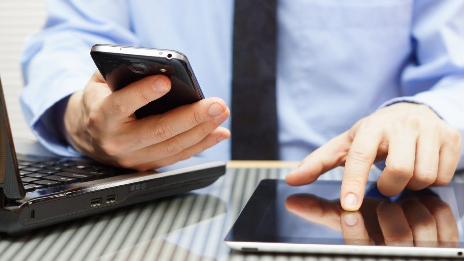 New Study Reveals Digital Overload Is Causing Burnout and Tanking ...